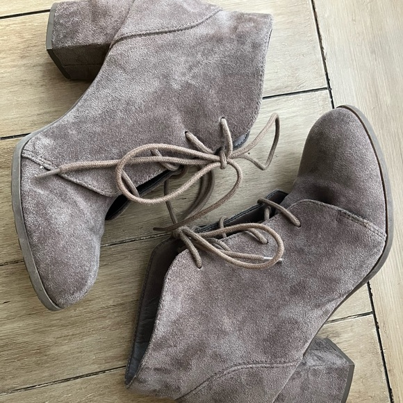 Madden Girl | Shoes | Madden Girl Torch Ankle Booties Taupe Faux Suede ...